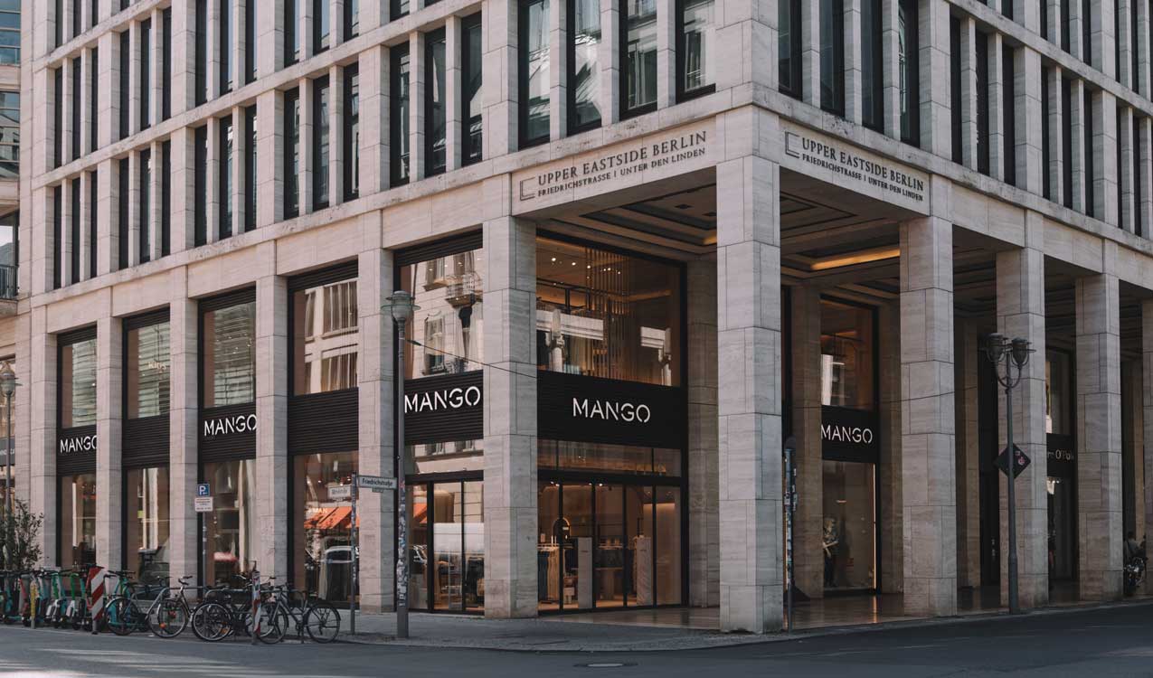 Neuer Mango Flagship Store - display Magazin